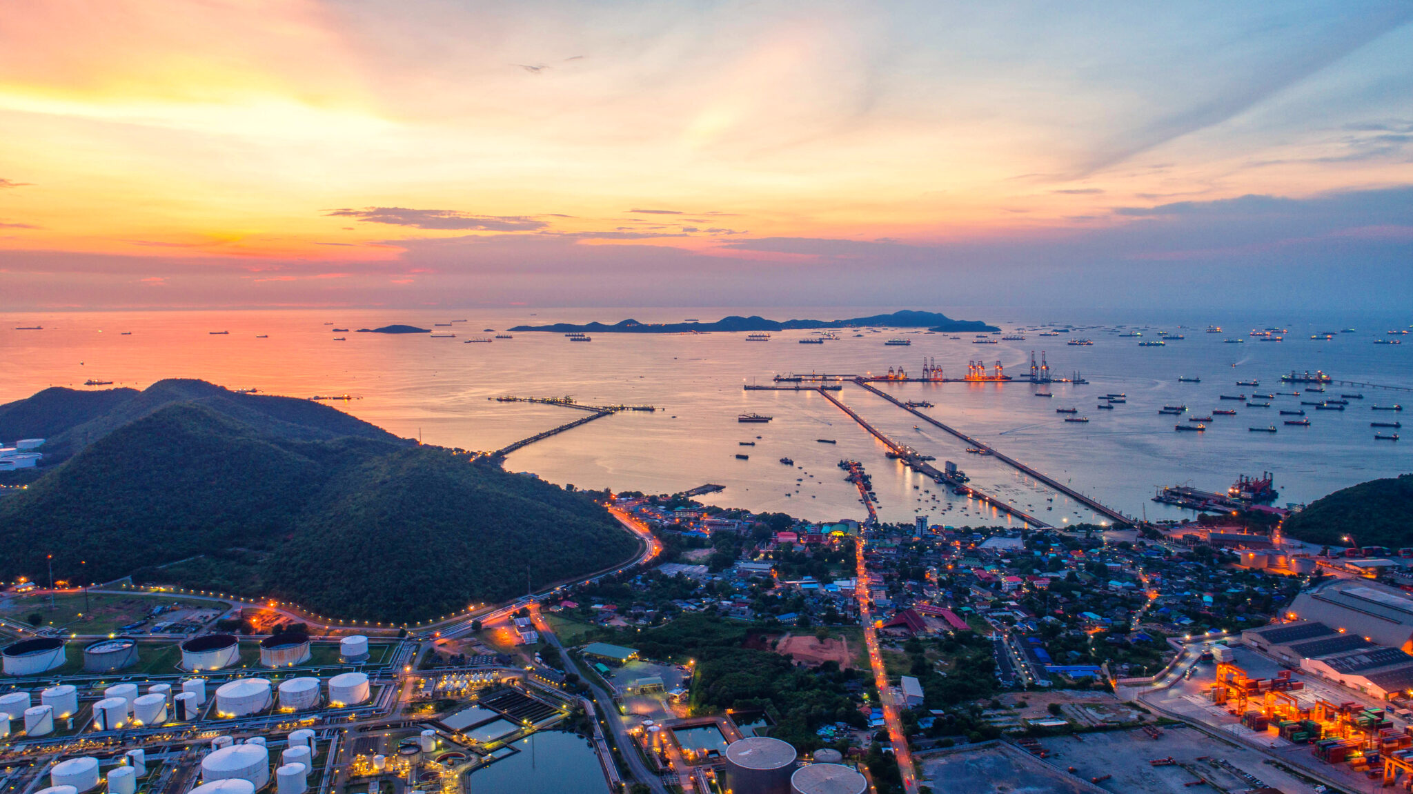 Market Report: Woodside, PETROSEN to Begin Drilling Sangomar Field