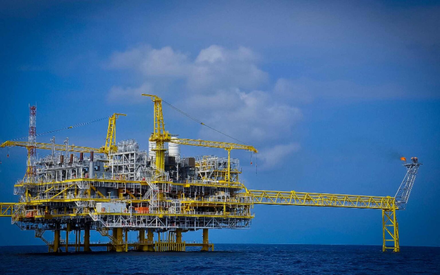Eni Acquires 4 New Exploration Blocks Offshore Ivory Coast