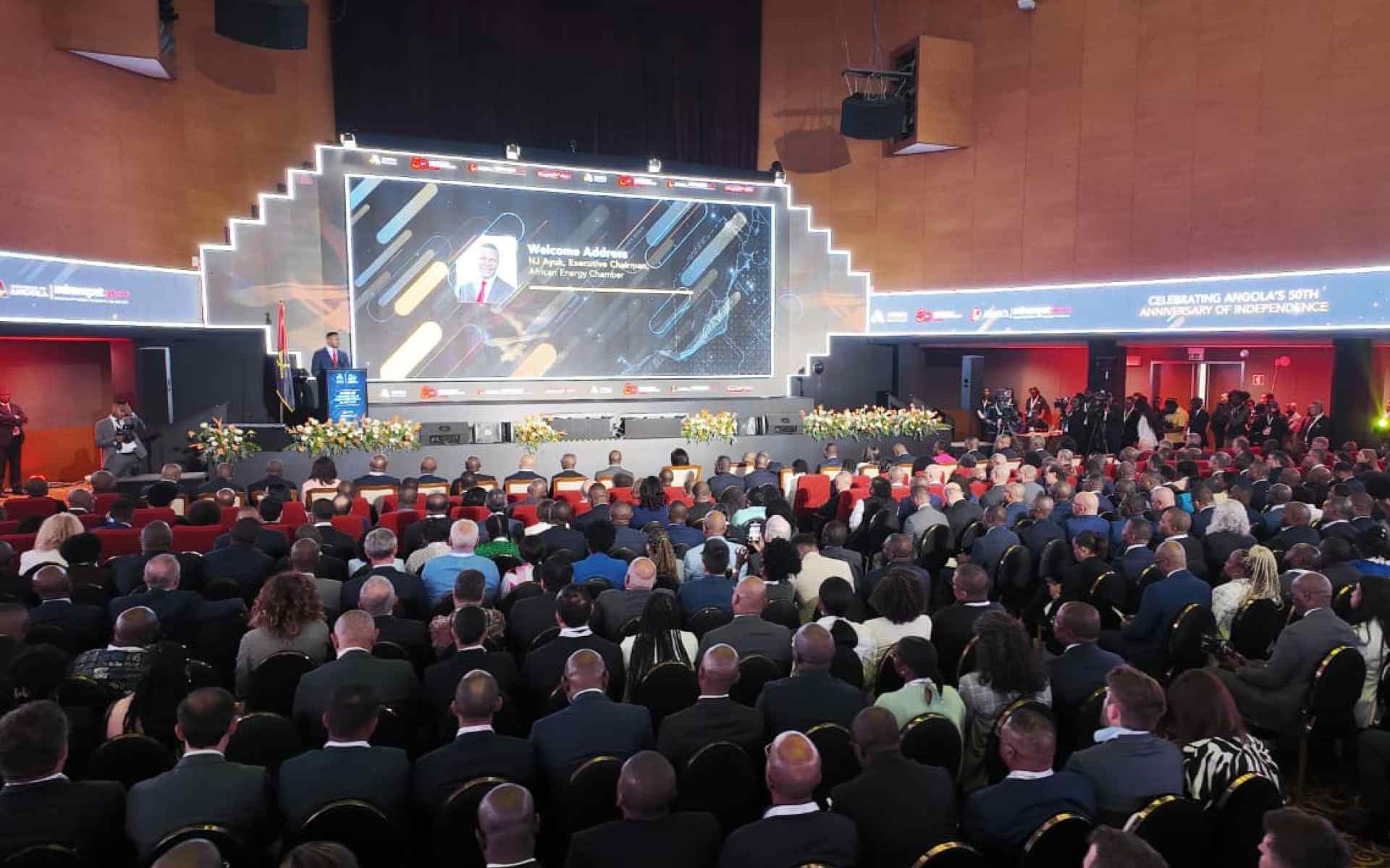 AOG 2025: Energy Majors Commit Billions for Angolan Projects